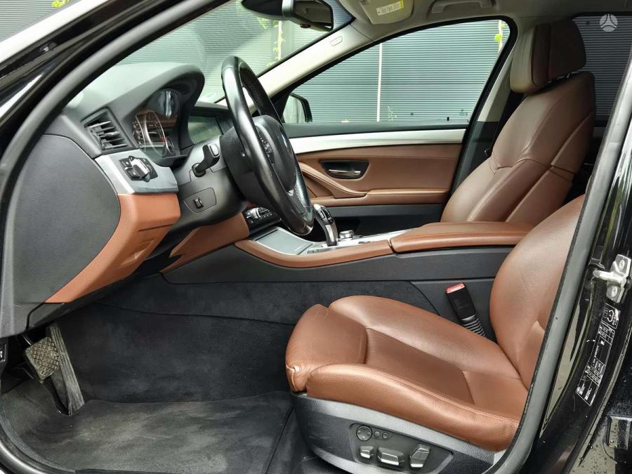 Black BMW 520 2011 in Vilnius, with an engine capacity of 2.00 L and mileage of 266 thousand km for 7999 €, photo 9 on AUTOMOTO.COM.LV