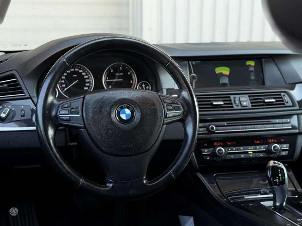 Melns BMW 520 2011 Kretinga, ar dzinēja tilpumu 2.00 L un nobraukumu 352 tūkst. km par 7999 €, foto 8 vietnē AUTOMOTO.COM.LV