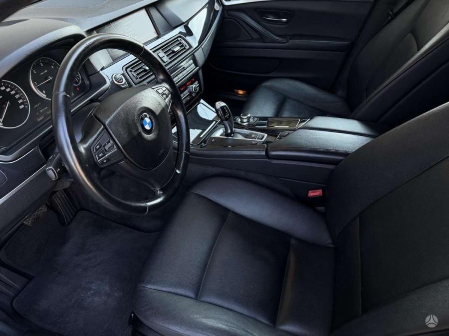 Melns BMW 520 2011 Kretinga, ar dzinēja tilpumu 2.00 L un nobraukumu 352 tūkst. km par 7999 €, foto 13 vietnē AUTOMOTO.COM.LV