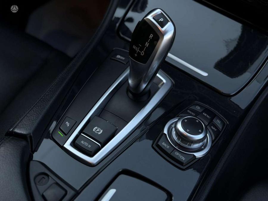 Melns BMW 520 2011 Kretinga, ar dzinēja tilpumu 2.00 L un nobraukumu 352 tūkst. km par 7999 €, foto 18 vietnē AUTOMOTO.COM.LV