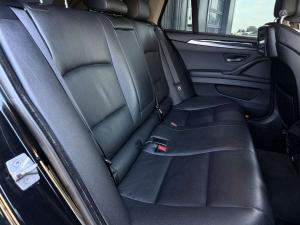 Melns BMW 520 2011 Kretinga, ar dzinēja tilpumu 2.00 L un nobraukumu 352 tūkst. km par 7999 €, foto 20 vietnē AUTOMOTO.COM.LV