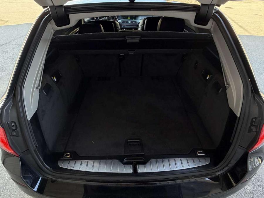 Melns BMW 520 2011 Kretinga, ar dzinēja tilpumu 2.00 L un nobraukumu 352 tūkst. km par 7999 €, foto 22 vietnē AUTOMOTO.COM.LV