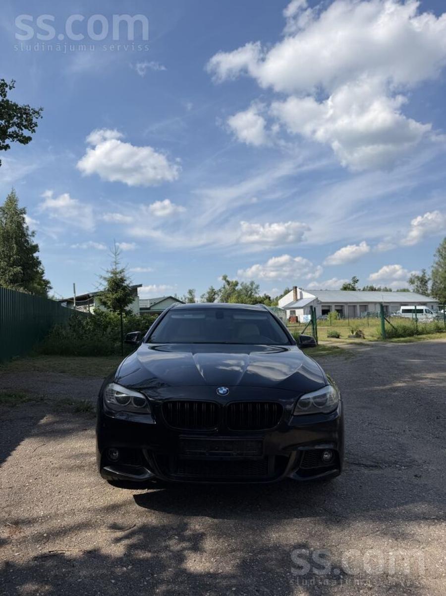 Melns BMW 520 2011 Daugavpils, ar dzinēja tilpumu 2.00 L un nobraukumu 308 tūkst. km par 7800 €, foto 1 vietnē AUTOMOTO.COM.LV