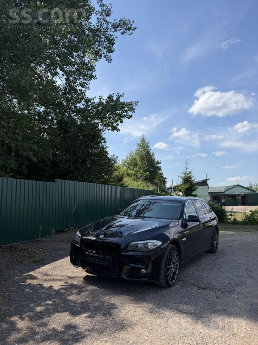 Melns BMW 520 2011 Daugavpils, ar dzinēja tilpumu 2.00 L un nobraukumu 308 tūkst. km par 7800 €, foto 3 vietnē AUTOMOTO.COM.LV