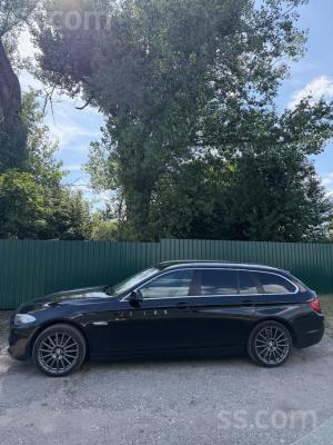 Melns BMW 520 2011 Daugavpils, ar dzinēja tilpumu 2.00 L un nobraukumu 308 tūkst. km par 7800 €, foto 4 vietnē AUTOMOTO.COM.LV