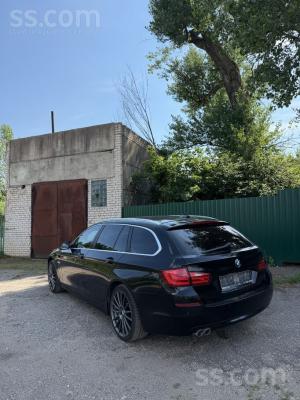 Melns BMW 520 2011 Daugavpils, ar dzinēja tilpumu 2.00 L un nobraukumu 308 tūkst. km par 7800 €, foto 5 vietnē AUTOMOTO.COM.LV