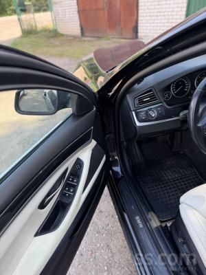 Melns BMW 520 2011 Daugavpils, ar dzinēja tilpumu 2.00 L un nobraukumu 308 tūkst. km par 7800 €, foto 16 vietnē AUTOMOTO.COM.LV