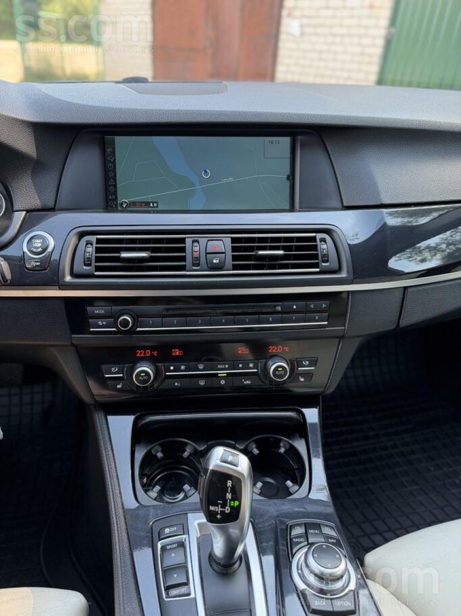 Melns BMW 520 2011 Daugavpils, ar dzinēja tilpumu 2.00 L un nobraukumu 308 tūkst. km par 7800 €, foto 21 vietnē AUTOMOTO.COM.LV