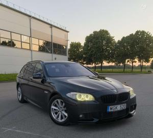 Melns BMW 520 2011 Kauņa, ar dzinēja tilpumu 2.00 L un nobraukumu 326 tūkst. km par 11000 €, foto  vietnē AUTOMOTO.COM.LV