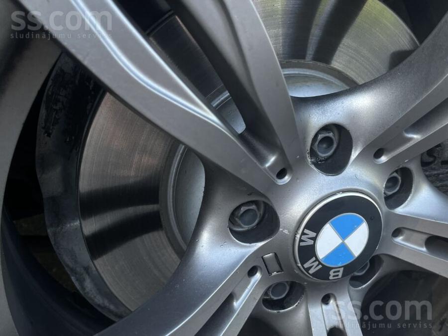 Melns BMW 520 2011 Rīga, ar dzinēja tilpumu 2.00 L un nobraukumu 285 tūkst. km par 6990 €, foto 8 vietnē AUTOMOTO.COM.LV