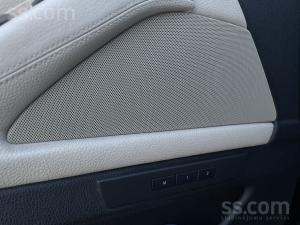 Melns BMW 520 2011 Rīga, ar dzinēja tilpumu 2.00 L un nobraukumu 285 tūkst. km par 6990 €, foto 16 vietnē AUTOMOTO.COM.LV
