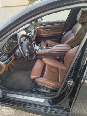 Melns BMW 520 2011 Kauņa, ar dzinēja tilpumu 2.00 L un nobraukumu 326 tūkst. km par 11000 €, foto 10 vietnē AUTOMOTO.COM.LV
