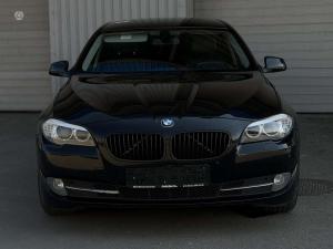 Black BMW 520 2011 in Kretinga, with an engine capacity of 2.00 L and mileage of 352 thousand km for 7800 €, photo 3 on AUTOMOTO.COM.LV