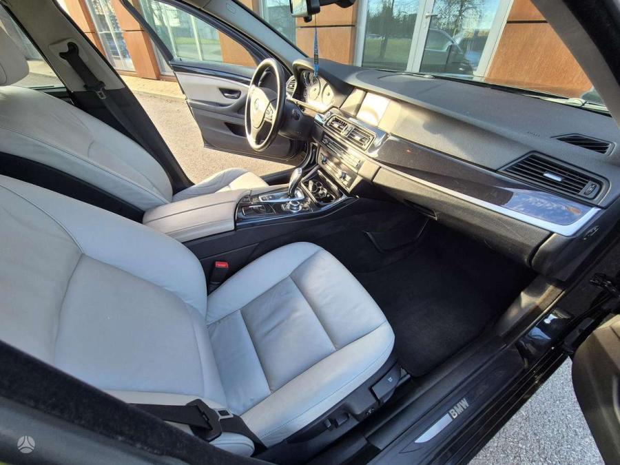 Melns BMW 520 2011 Kauņa, ar dzinēja tilpumu 0.00 L un nobraukumu 435 tūkst. km par 6900 €, foto 10 vietnē AUTOMOTO.COM.LV