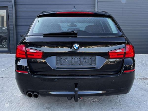 Melns BMW 520 2011 Utena, ar dzinēja tilpumu 2.00 L un nobraukumu 330 tūkst. km par 6600 €, foto 10 vietnē AUTOMOTO.COM.LV