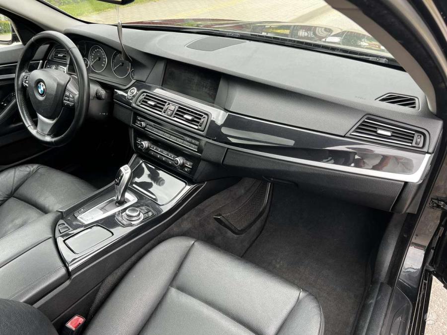 Melns BMW 520 2011 Ukmergė, ar dzinēja tilpumu 2.00 L un nobraukumu 293 tūkst. km par 6650 €, foto 18 vietnē AUTOMOTO.COM.LV