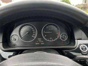 Melns BMW 520 2011 Ukmergė, ar dzinēja tilpumu 2.00 L un nobraukumu 293 tūkst. km par 6650 €, foto 26 vietnē AUTOMOTO.COM.LV