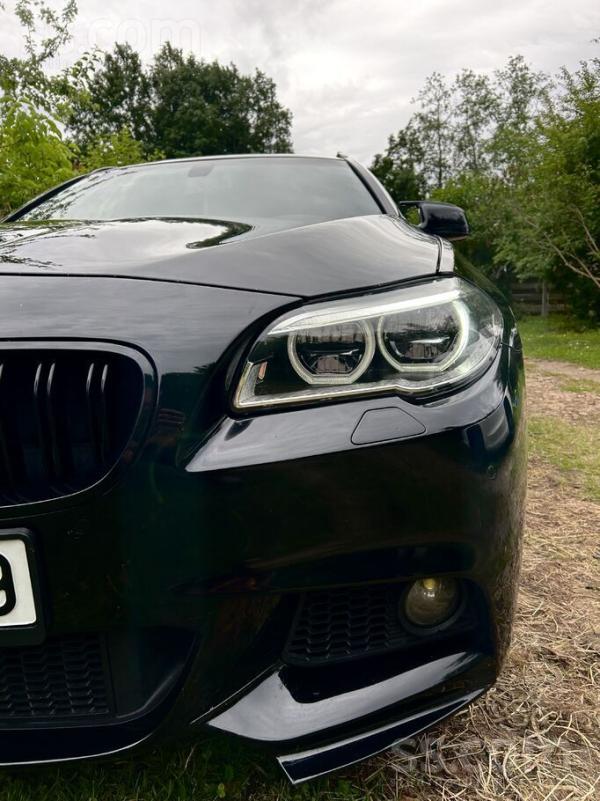 Black BMW 520 2011 in Riga, with an engine capacity of 2.00 L and mileage of 0 thousand km for 11500 €, photo 6 on AUTOMOTO.COM.LV