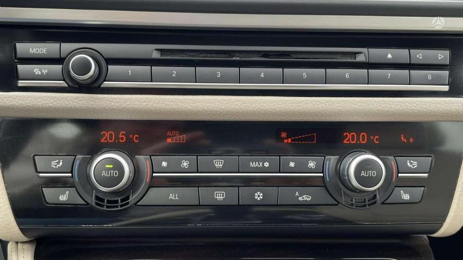 Black BMW 520 2011 in Marijampole, with an engine capacity of 2.00 L and mileage of 327 thousand km for 9900 €, photo 25 on AUTOMOTO.COM.LV