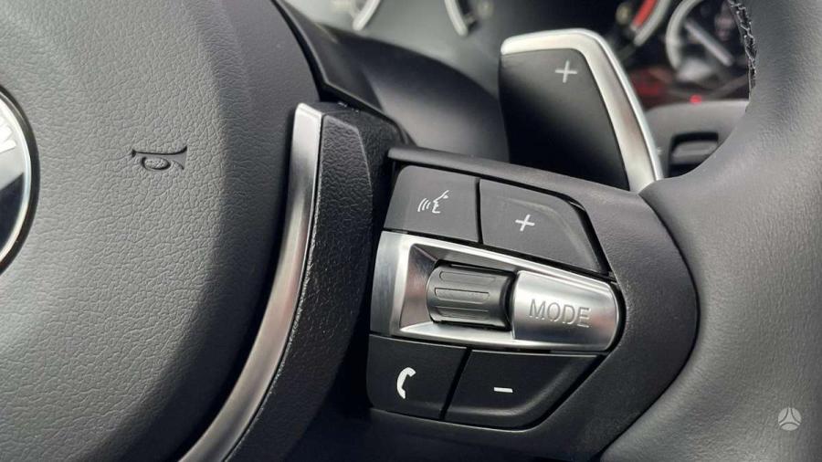 Black BMW 520 2011 in Marijampole, with an engine capacity of 2.00 L and mileage of 327 thousand km for 9900 €, photo 33 on AUTOMOTO.COM.LV