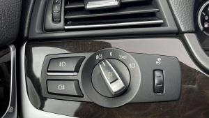 Black BMW 520 2011 in Marijampole, with an engine capacity of 2.00 L and mileage of 327 thousand km for 9900 €, photo 38 on AUTOMOTO.COM.LV