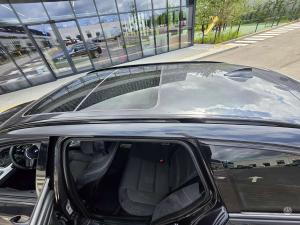 Black BMW 520 2011 in Kaunas, with an engine capacity of 2.00 L and mileage of 289 thousand km for 7888 €, photo 15 on AUTOMOTO.COM.LV