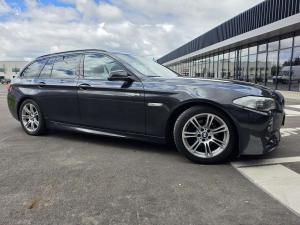 Black BMW 520 2011 in Kaunas, with an engine capacity of 2.00 L and mileage of 289 thousand km for 7888 €, photo 34 on AUTOMOTO.COM.LV