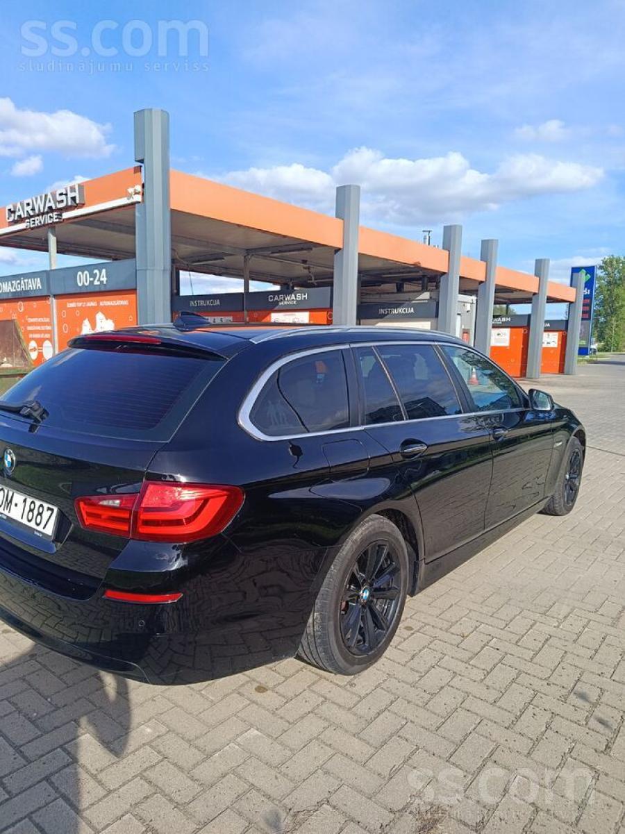 Melns BMW 520 2011 Rīga, ar dzinēja tilpumu 2.00 L un nobraukumu 340 tūkst. km par 5650 €, foto 3 vietnē AUTOMOTO.COM.LV
