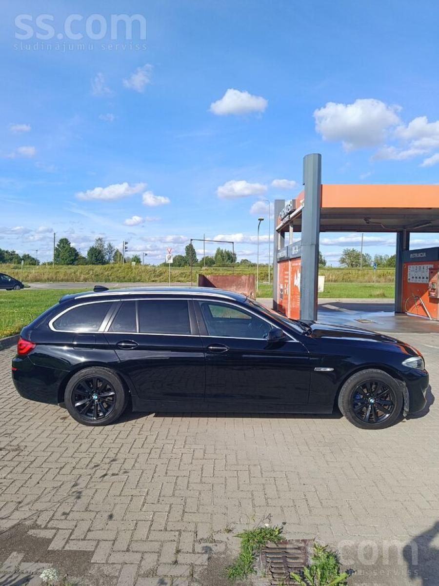 Melns BMW 520 2011 Rīga, ar dzinēja tilpumu 2.00 L un nobraukumu 340 tūkst. km par 5650 €, foto 8 vietnē AUTOMOTO.COM.LV