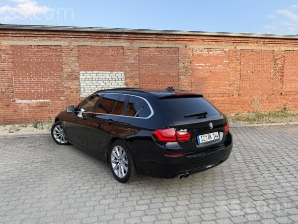 Melns BMW 520 2011 Cēsis, ar dzinēja tilpumu 2.00 L un nobraukumu 280 tūkst. km par 8250 €, foto 4 vietnē AUTOMOTO.COM.LV