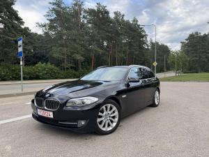 Black BMW 520 2011 in Druskininkai, with an engine capacity of 2.00 L and mileage of 309 thousand km for 6600 €, photo  on AUTOMOTO.COM.LV