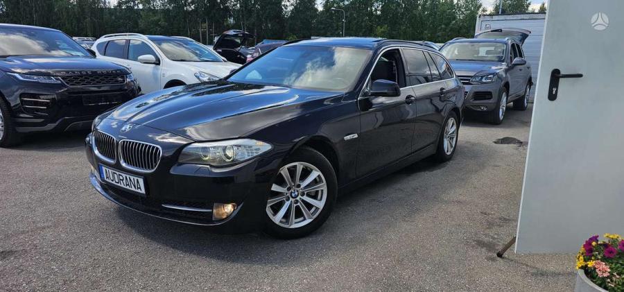 Melns BMW 520 2011 Kauņa, ar dzinēja tilpumu 2.00 L un nobraukumu 262 tūkst. km par 8950 €, foto 3 vietnē AUTOMOTO.COM.LV