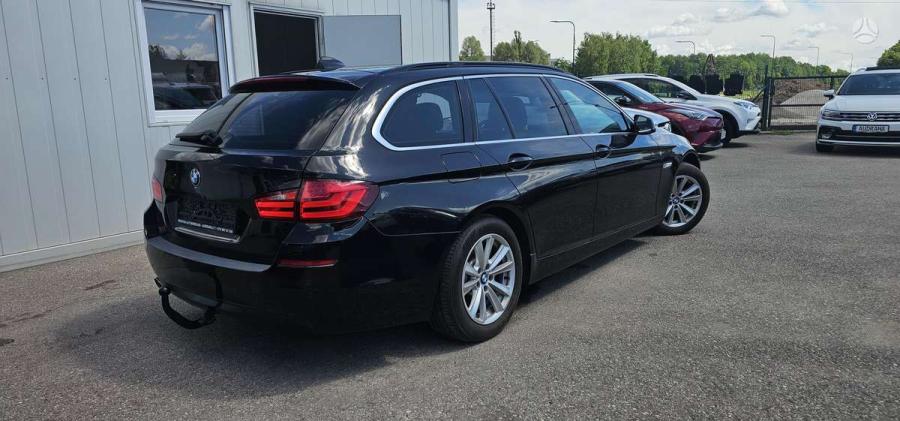 Melns BMW 520 2011 Kauņa, ar dzinēja tilpumu 2.00 L un nobraukumu 262 tūkst. km par 8950 €, foto 5 vietnē AUTOMOTO.COM.LV