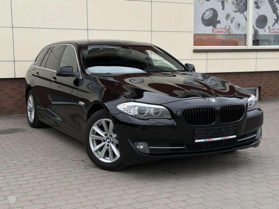 Black BMW 520 2011 in Kretinga, with an engine capacity of 2.00 L and mileage of 352 thousand km for 7800 €, photo 1 on AUTOMOTO.COM.LV