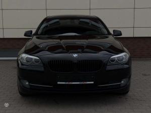 Black BMW 520 2011 in Kretinga, with an engine capacity of 2.00 L and mileage of 352 thousand km for 7800 €, photo 5 on AUTOMOTO.COM.LV