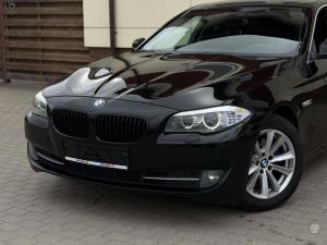 Black BMW 520 2011 in Kretinga, with an engine capacity of 2.00 L and mileage of 352 thousand km for 7800 €, photo 7 on AUTOMOTO.COM.LV