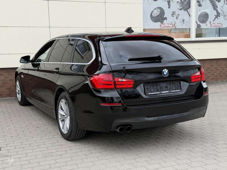 Black BMW 520 2011 in Kretinga, with an engine capacity of 2.00 L and mileage of 352 thousand km for 7800 €, photo 9 on AUTOMOTO.COM.LV