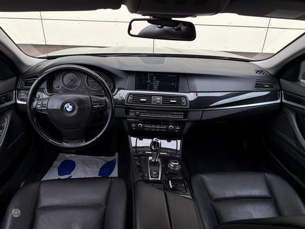 Melns BMW 520 2011 Kretinga, ar dzinēja tilpumu 2.00 L un nobraukumu 352 tūkst. km par 7800 €, foto 10 vietnē AUTOMOTO.COM.LV