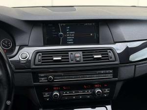 Black BMW 520 2011 in Kretinga, with an engine capacity of 2.00 L and mileage of 352 thousand km for 7800 €, photo 14 on AUTOMOTO.COM.LV