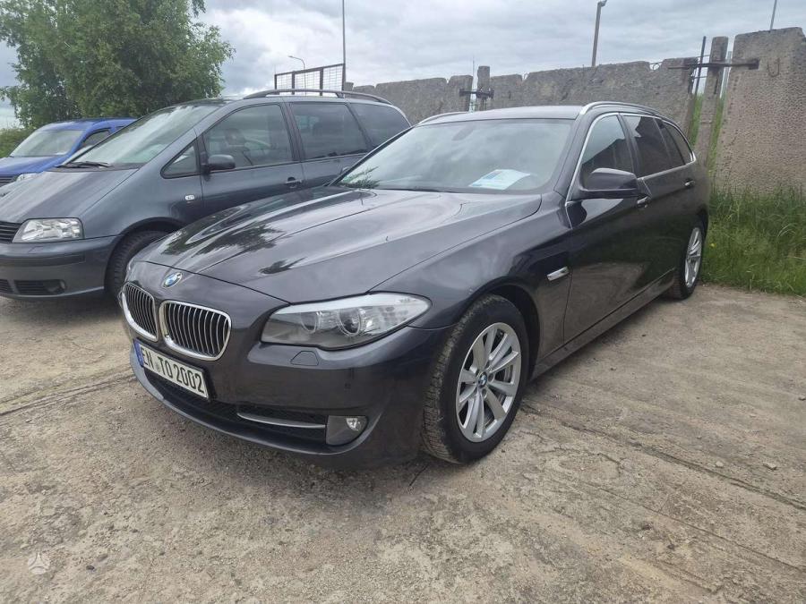 Melns BMW 520 2011 Utena, ar dzinēja tilpumu 2.00 L un nobraukumu 268 tūkst. km par 6750 €, foto 1 vietnē AUTOMOTO.COM.LV