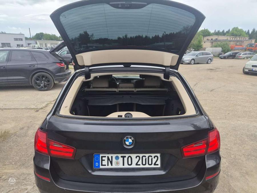 Melns BMW 520 2011 Utena, ar dzinēja tilpumu 2.00 L un nobraukumu 268 tūkst. km par 6750 €, foto 6 vietnē AUTOMOTO.COM.LV
