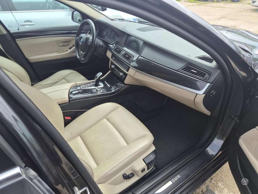 Melns BMW 520 2011 Utena, ar dzinēja tilpumu 2.00 L un nobraukumu 268 tūkst. km par 6750 €, foto 10 vietnē AUTOMOTO.COM.LV