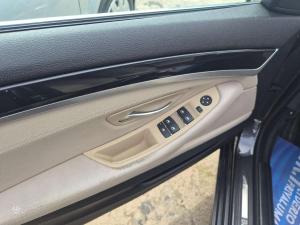Melns BMW 520 2011 Utena, ar dzinēja tilpumu 2.00 L un nobraukumu 268 tūkst. km par 6750 €, foto 18 vietnē AUTOMOTO.COM.LV