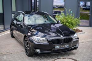 Black BMW 520 2011 in Kaunas, with an engine capacity of 2.00 L and mileage of 284 thousand km for 7550 €, photo 4 on AUTOMOTO.COM.LV