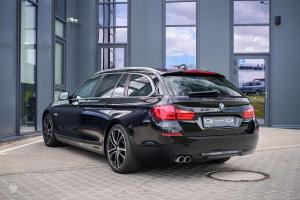 Black BMW 520 2011 in Kaunas, with an engine capacity of 2.00 L and mileage of 284 thousand km for 7550 €, photo 9 on AUTOMOTO.COM.LV