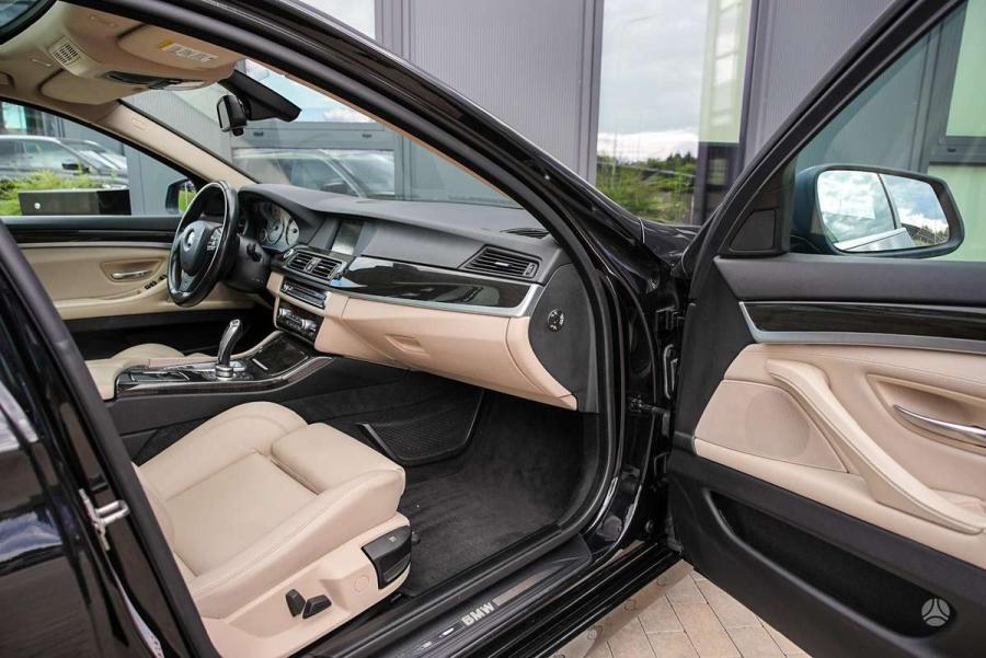 Black BMW 520 2011 in Kaunas, with an engine capacity of 2.00 L and mileage of 284 thousand km for 7550 €, photo 35 on AUTOMOTO.COM.LV