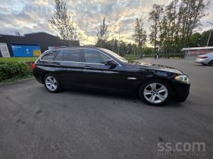 Melns BMW 520 2011 Rīga, ar dzinēja tilpumu 2.00 L un nobraukumu 0 tūkst. km par 8500 €, foto 3 vietnē AUTOMOTO.COM.LV