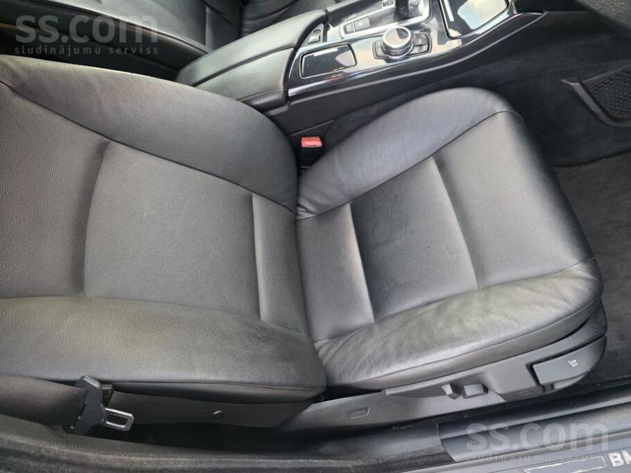 Melns BMW 520 2011 Rīga, ar dzinēja tilpumu 2.00 L un nobraukumu 0 tūkst. km par 8500 €, foto 16 vietnē AUTOMOTO.COM.LV
