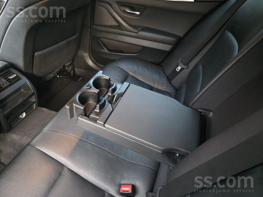 Melns BMW 520 2011 Rīga, ar dzinēja tilpumu 2.00 L un nobraukumu 0 tūkst. km par 8500 €, foto 20 vietnē AUTOMOTO.COM.LV