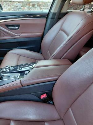 Black BMW 520 2011 in Marijampole, with an engine capacity of 2.00 L and mileage of 329 thousand km for 6600 €, photo 12 on AUTOMOTO.COM.LV